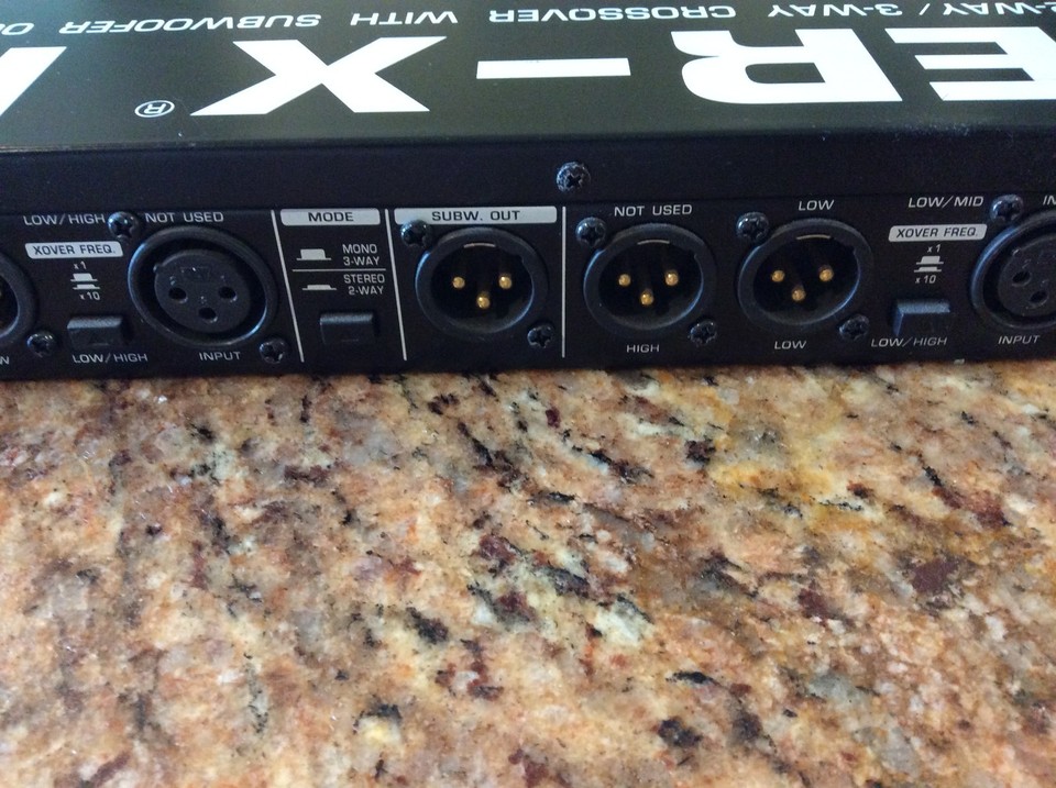 Behringer Super-X Pro CX2310 V2 Multi-channel Crossover with Subwoofer ...
