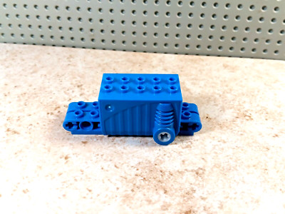 LEGO Pull Back Motor BLUE 9X4X2 2/3 VROOOM Race Car Non Electric Engine ...