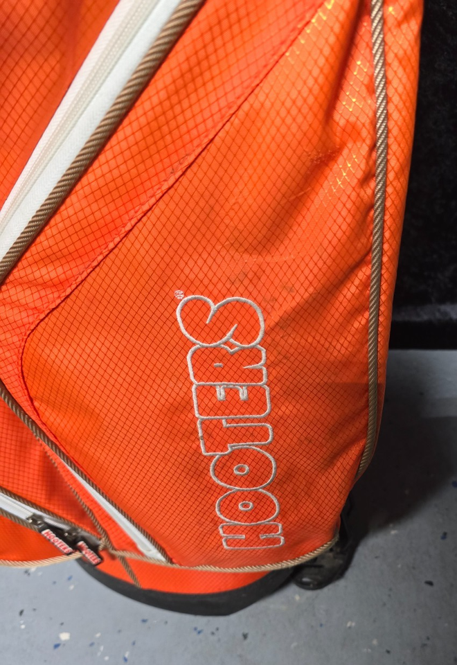 Hooters Orange Golf Bag With Backpack Style Strap | eBay
