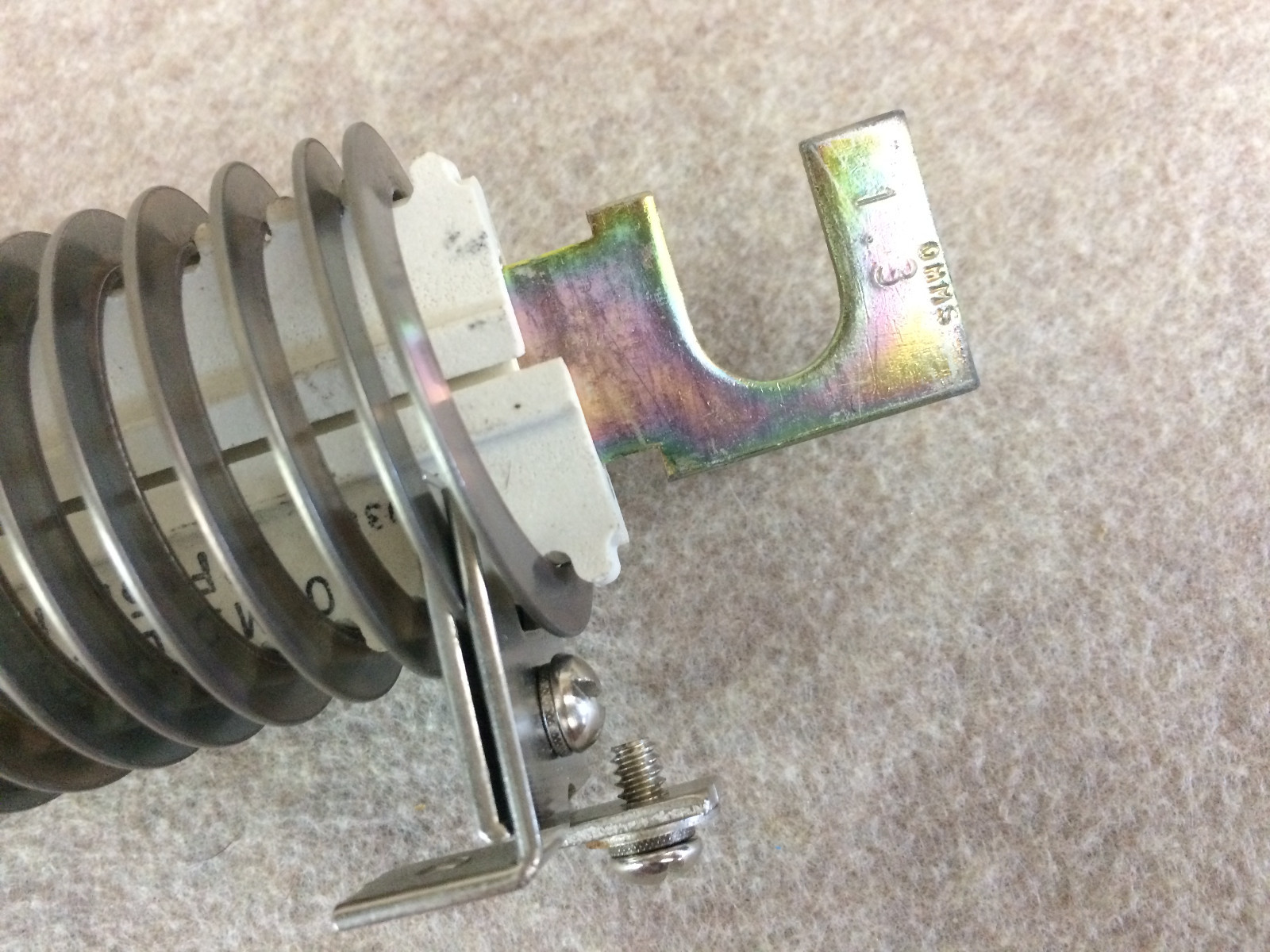 OHMITE BRACKET MOUNT RESISTOR PFE5K1R30 | eBay