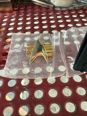 DELUXE Star Trek: Future Imperfect Comm Badge- Hollywood Pin 1990s ...