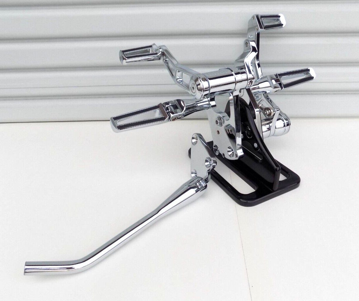 OUTLAW CHROME FORWARD CONTROLS & KICKSTAND 2000-2017 SOFTAIL HARLEY ...