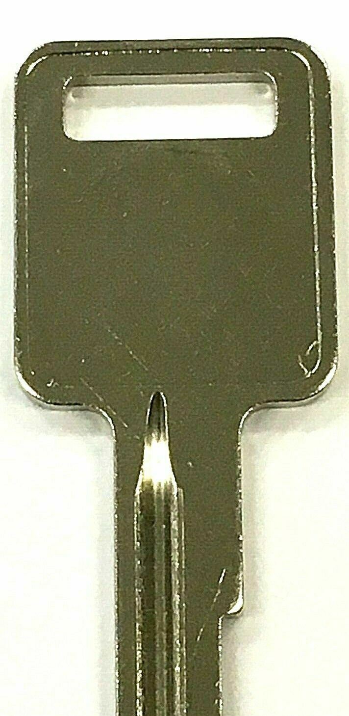 1990-1998 International 9300 Automotive Key Blank RA4 RA7 RB2 1584 99A ...