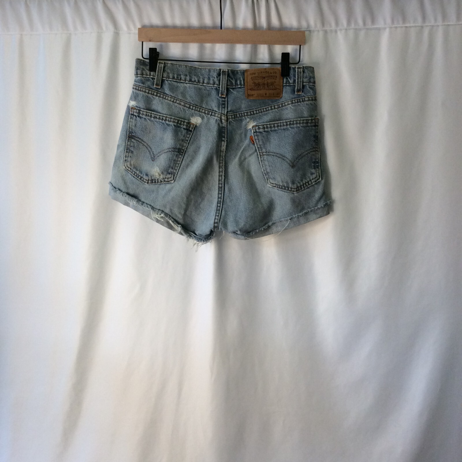 Levi's Light Blue Regular Fit Straight Shorts | 32 - Gem