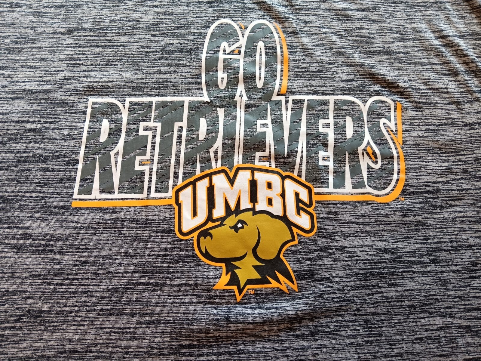 UMBC Retrievers NCAA Basketball T-Shirt Mens 2XL- MD Baltimore-Russell ...