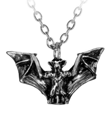Alchemy Gothic Vampyr Pendant Classic Flying Vampire Bat Pewter ...