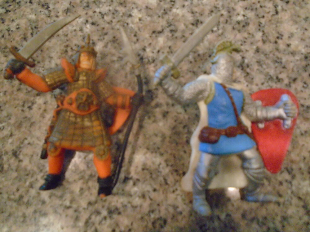 1982 Vintage TSR D & D Dungeons and Dragons Figure Lot 2 Knights 80's ...
