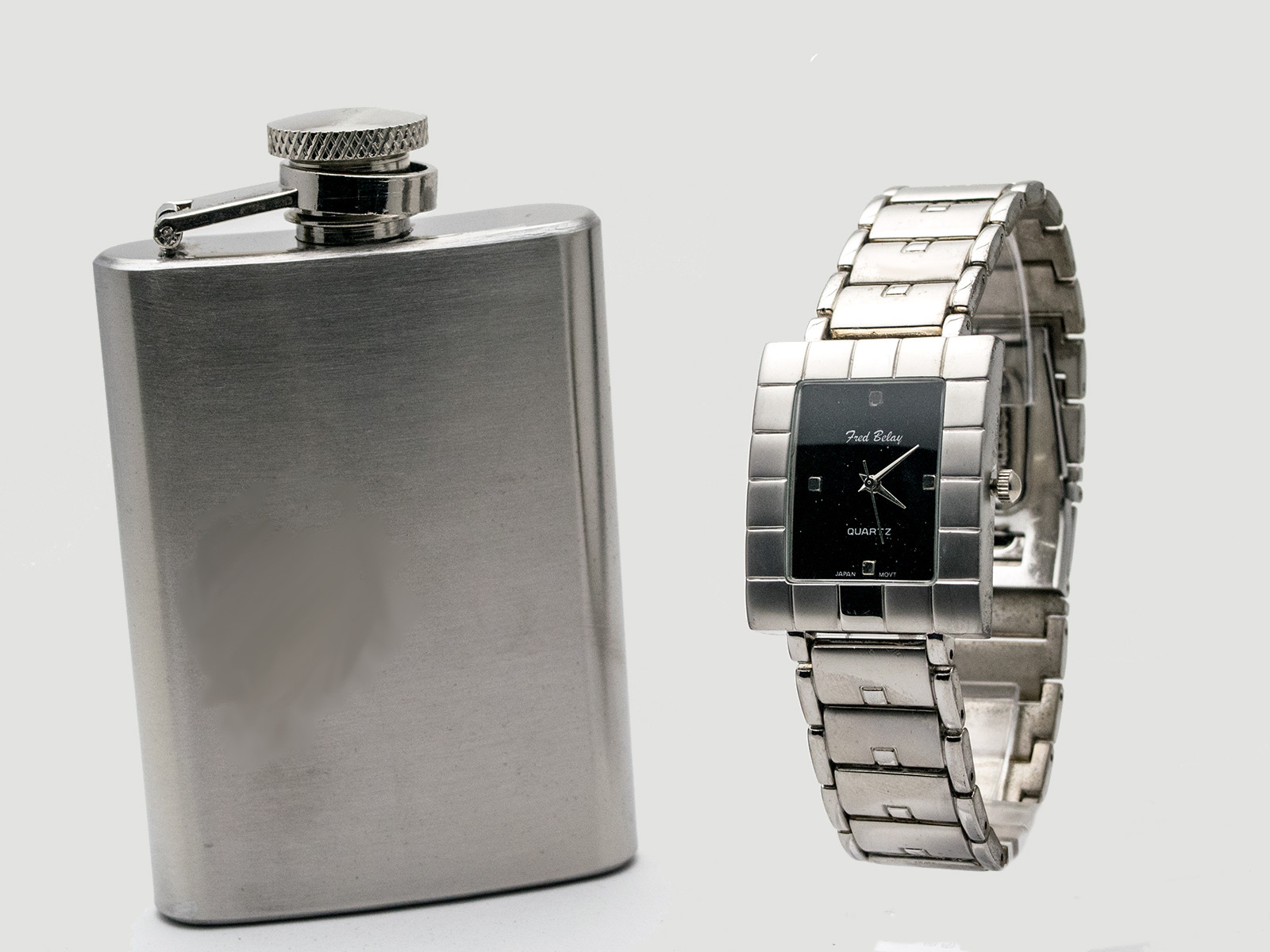 FRED BELAY: MEN'S GIFT SET, STAINLESS STEEL FLASK WITH ANALOG QUARTZ ...