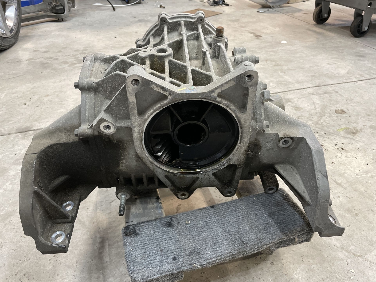 2006-2007 C6 Corvette Automatic Transmission Rear Differential 2.56 ...