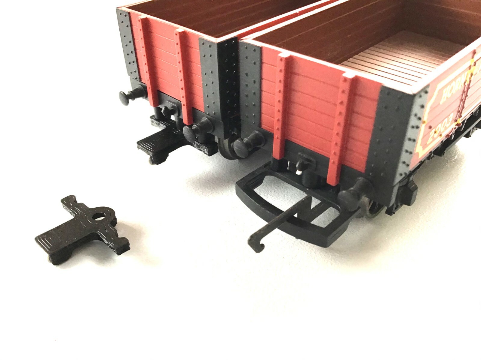 No,25____OO / HO STD HORNBY COUPLER Railway 5 PAIRS REPLACMENT MAGNETIC ...