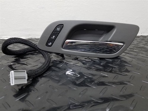 09-14 Chevrolet Suburban Front Right Passenger Inner Door Handle OEM ...