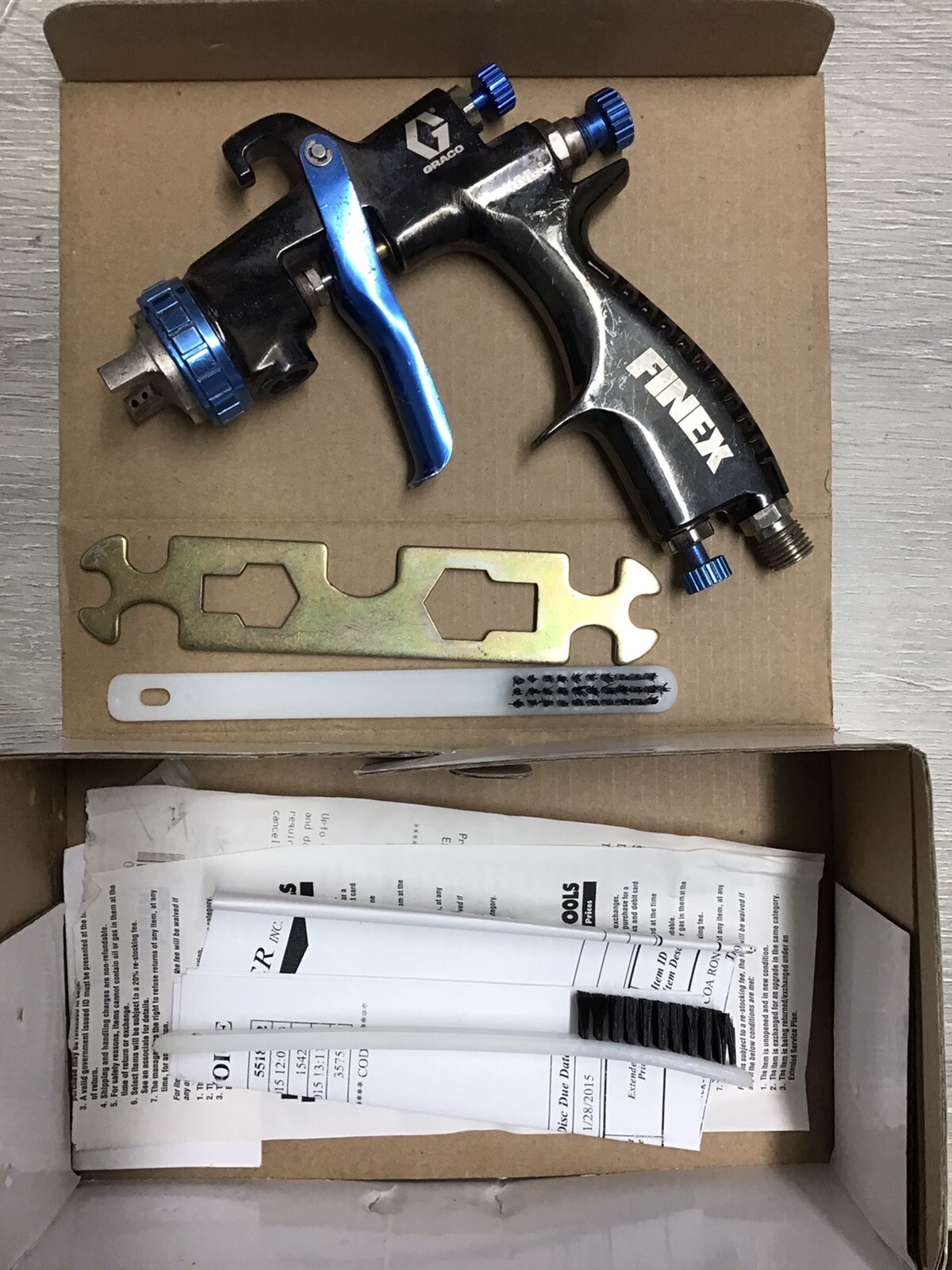 GRACO 289249 - Finex Air Spray Pressure Feed Gun, HVLP - PRE OWNED | eBay