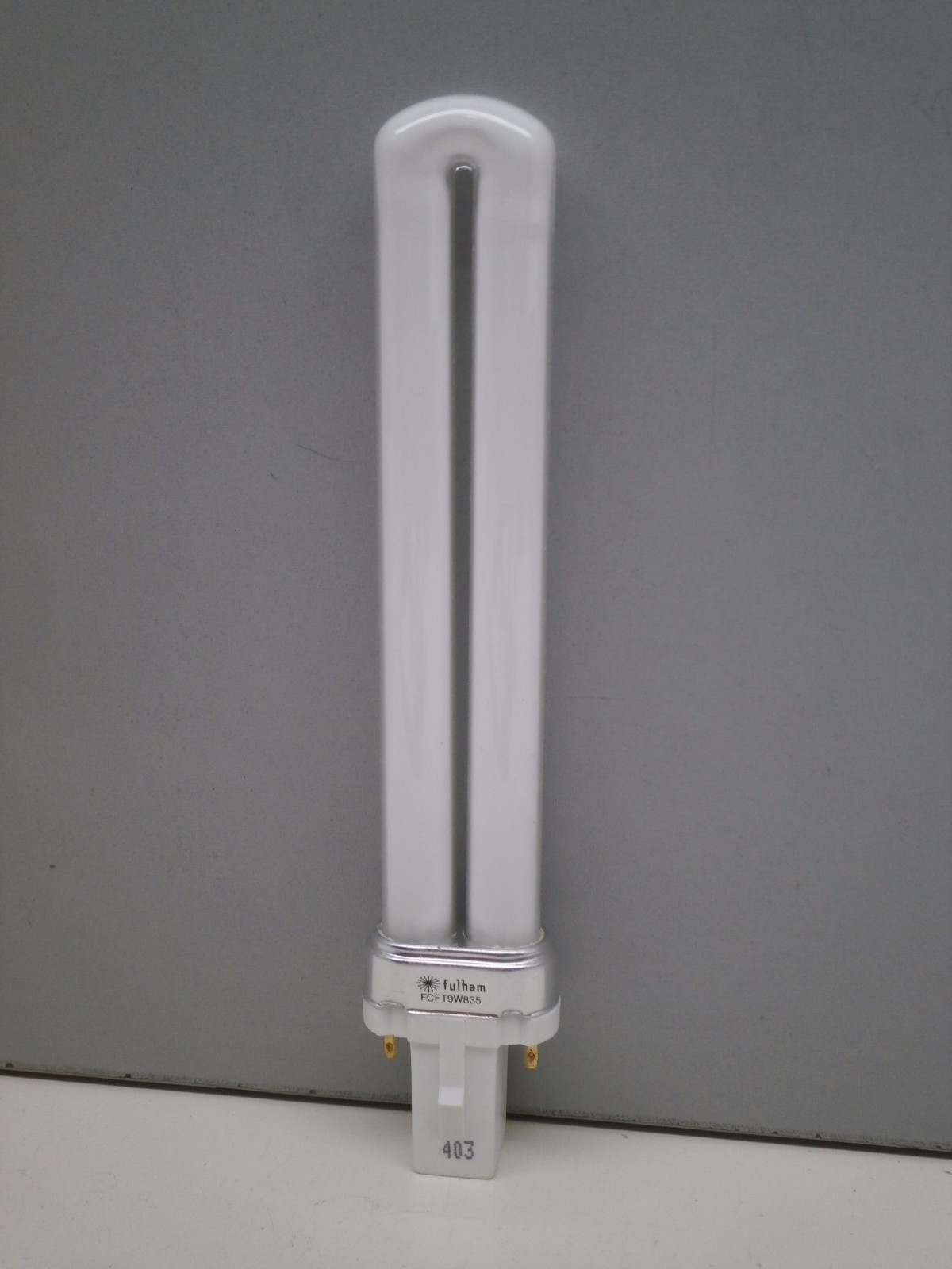 (4-Pack)Fulham 9-Watt Fluorescent Lamp Light Bulb G23 3500K F9BX Pl-S ...