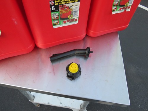 (3 Pack) Original Blitz Pre-Ban 5 Gallon Gas Can Model #50833 | eBay