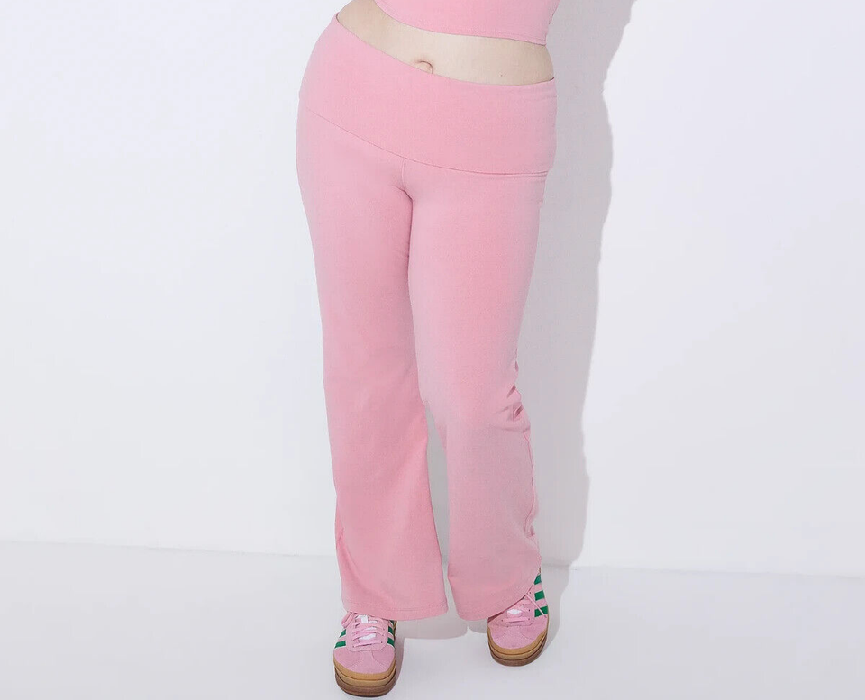 VICTORIA'S SECRET PINK CAMEO PINK BLING LOGO HEART FOLDOVER FLARE ...