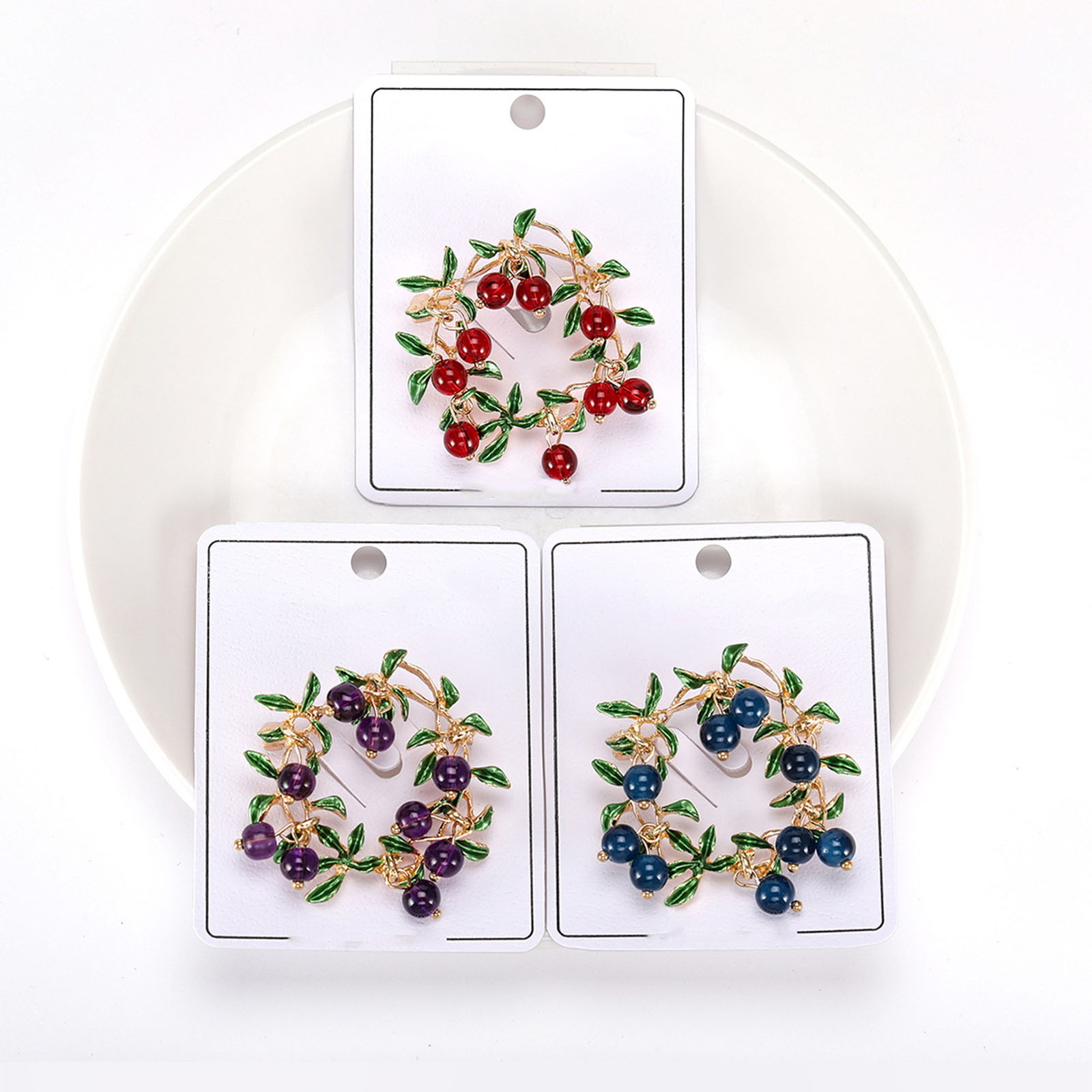 Women Brooch Men Business Gift Exquisite Cranberry Wreath Anti ...