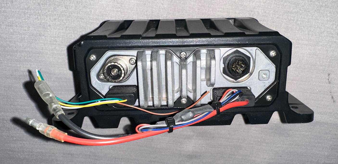 Icom IC-M400BB Marine Waterproof VHF Radio W/Built-in DSC, 46% OFF