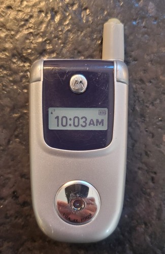Motorola V220 - Silver (Unlocked) Cellular Phone Vintage Flip Phone ...