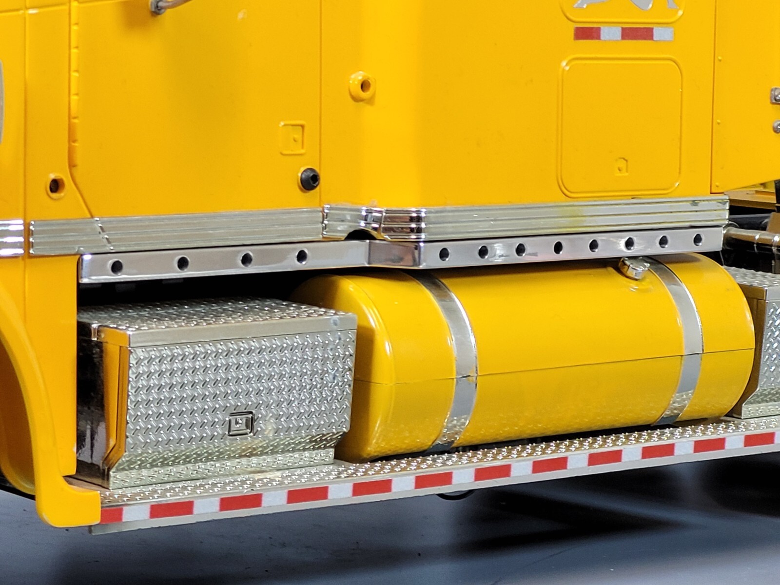 Pair Aluminum Rear Under Sleeper Bar Bracket Mount Tamiya R/C 1/14 ...