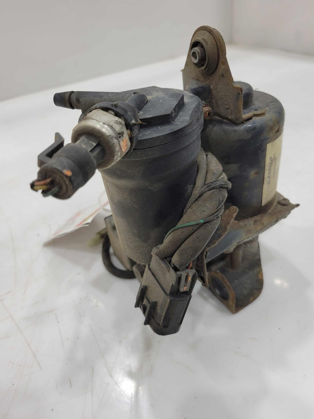 GM Auto Level Control Air Compressor Assembly Escalade Yukon Tahoe OEM ...