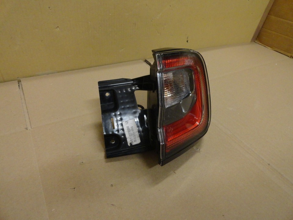 2020 - 2023 Subaru Outback oem Passenger Right Halogen LED Tail Light ...