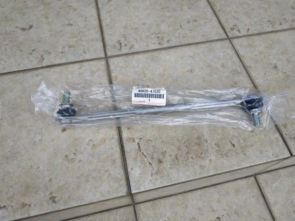 48820-47020 TOYOTA GENUINE FRONT STABILIZER BAR LINK SET OF 2 OEM | eBay