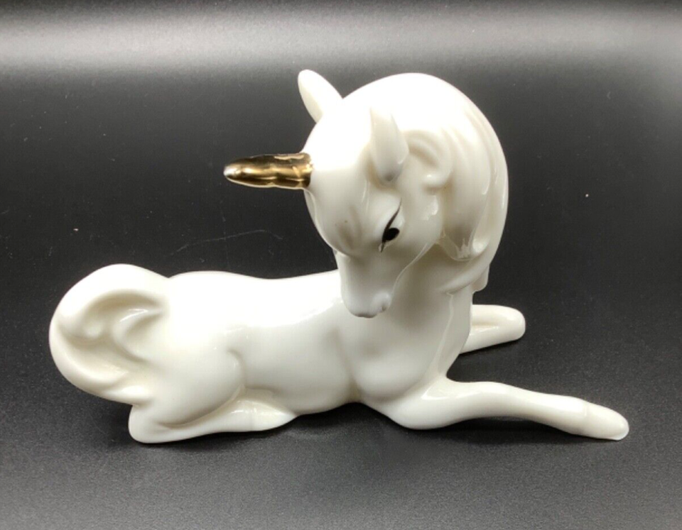White Unicorn Ceramic Figurine, Gold Horn, Enesco, 6” long, 3.75” tall ...
