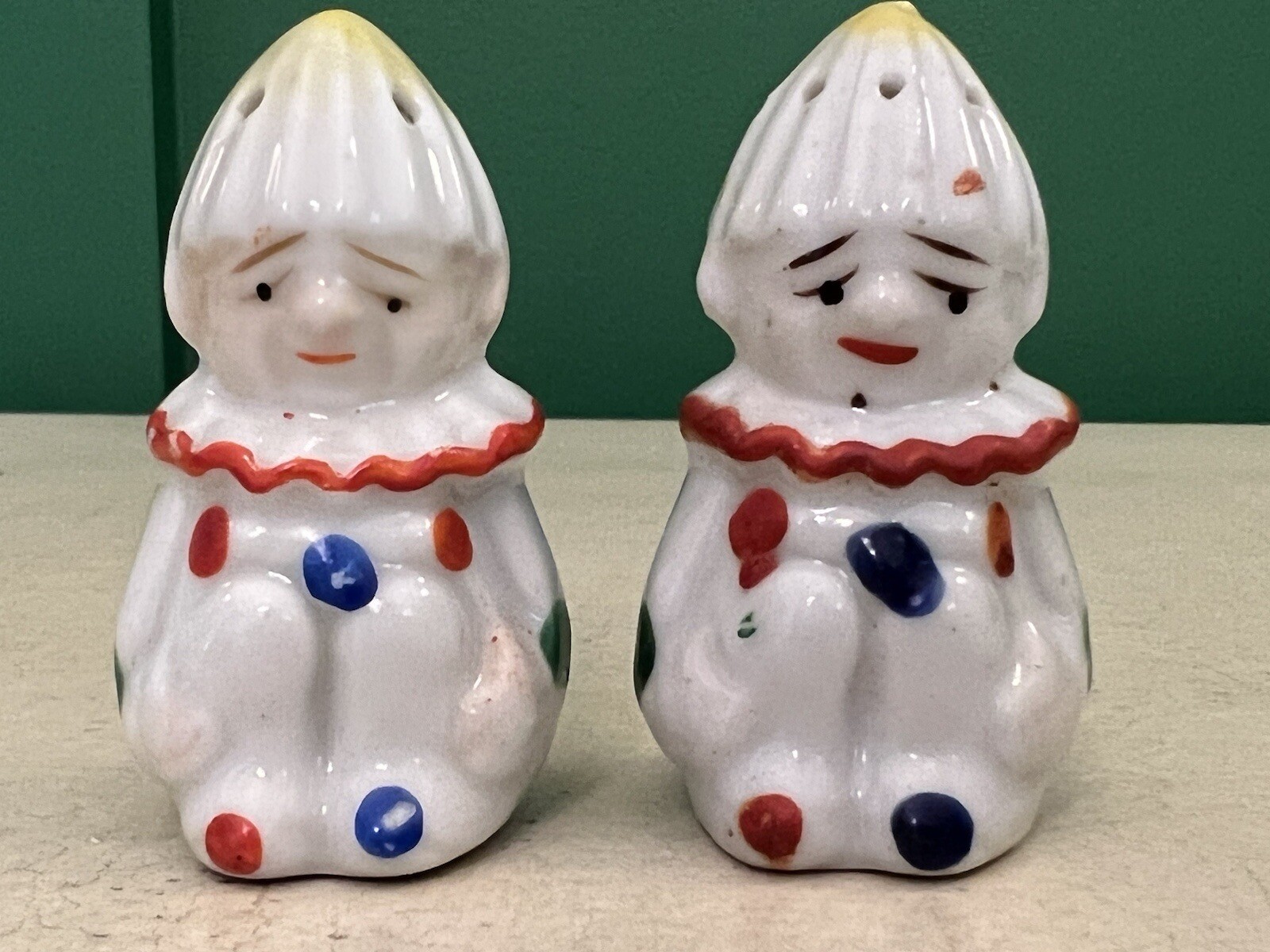 Sad Animated Pepper Shaker