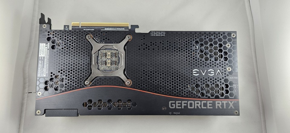 EVGA GeForce RTX 3090 FTW3 Ultra Mint Condition but used (Included with ...