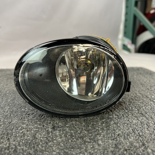MERCEDES-BENZ SPRINTER 910 FRONT RH Right Passang Fog Light A9109062600 ...