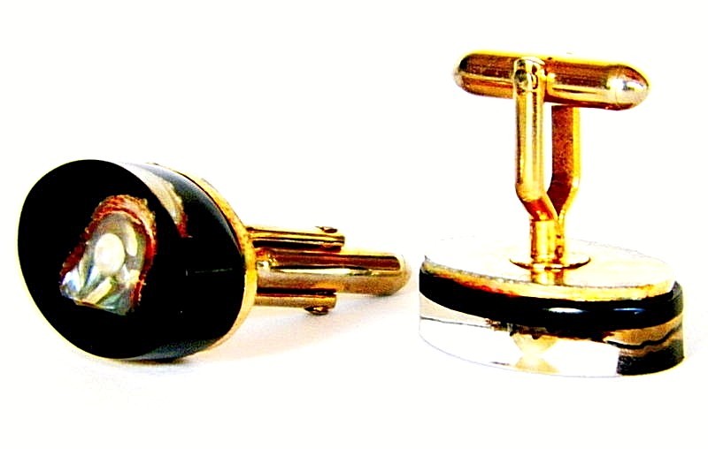 VINTAGE 1960'S LUCITE AND GENUINE MINIATURE PEARL IN OYSTER CUFFLINKS ...