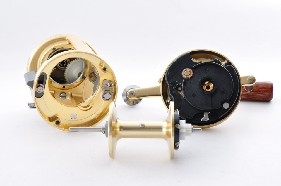 Shimano 95 CALCUTTA Kobune 1000 Right Handle Baitcasting Reel Very Rare ...