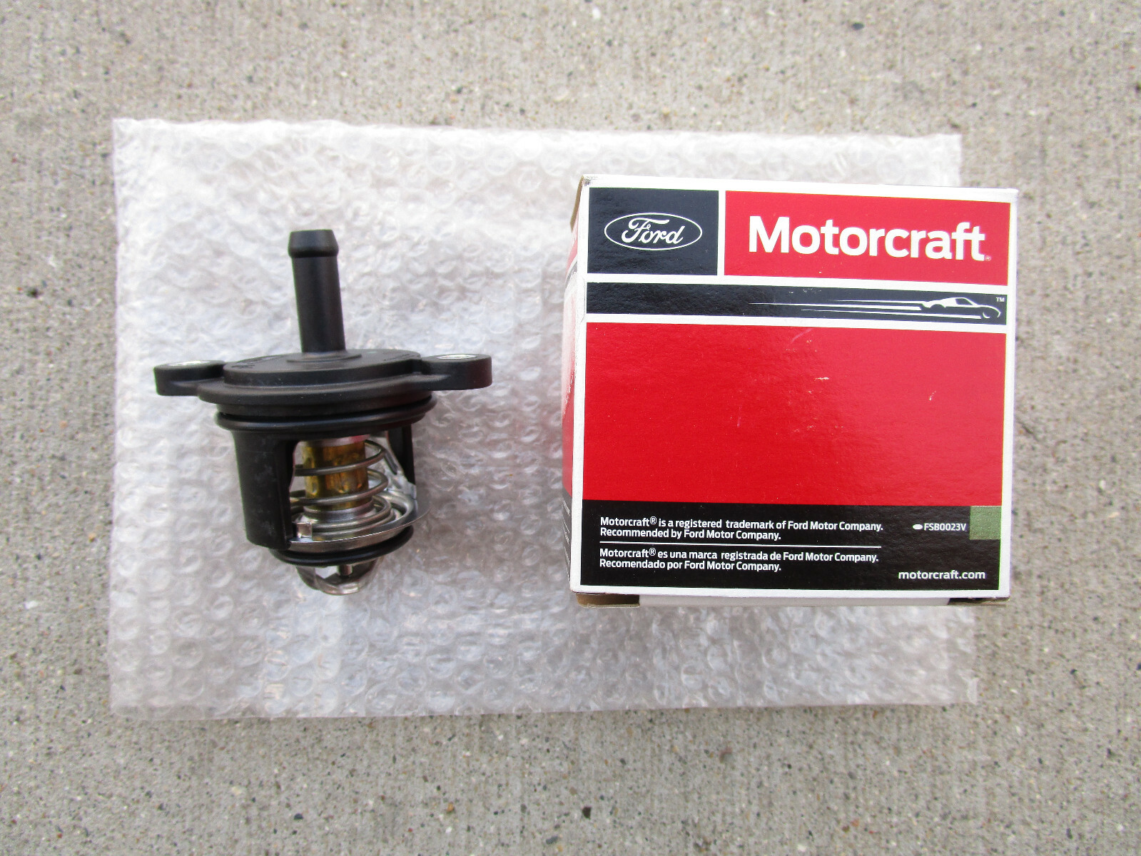 FORD CM5Z-8575-D MOTORCRAFT RT1242 ENGINE COOLANT THERMOSTAT WITH ...