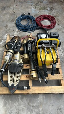 Jaws of Life Hydraulic Rescue System 4 Tools GENESIS III Honda GX200 ...