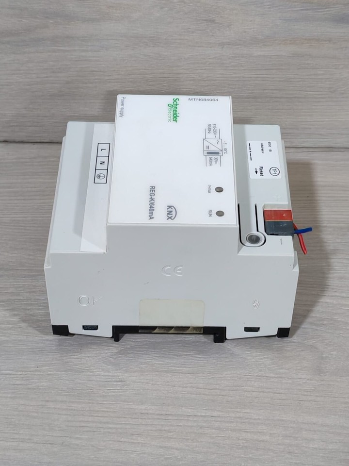SCHNEIDER ELECTRIC MTN684064 REG-K/640mA POWER SUPPLY - W/O ANY ACCS ...
