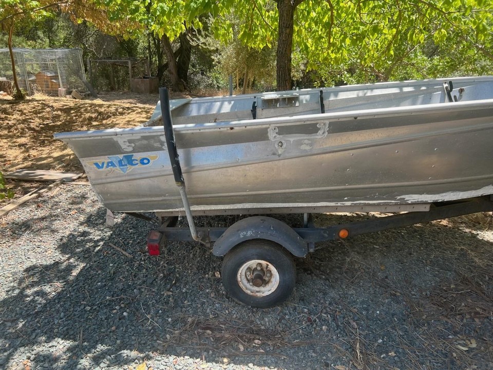 1987 Valco Pleasure 12' Boat w/ Title & Trailer | eBay