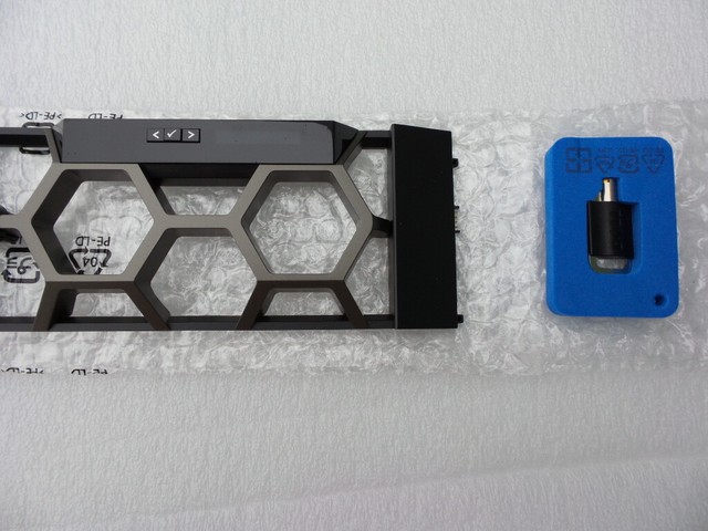 Dell EMC POWEREDGE R740 R540 Lockable Front LCD Bezel Cover With Key ...