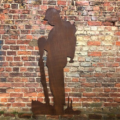 METAL LIFE SIZE LEST WE FORGET ARMY SOLDIER SILHOUETTE WALL FEATURE ...