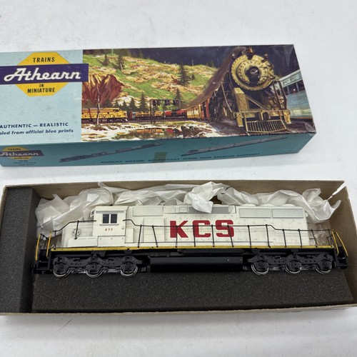Athearn HO Scale KCS SD40-2 Diesel Locomotive #677 Powered Locomotive ...