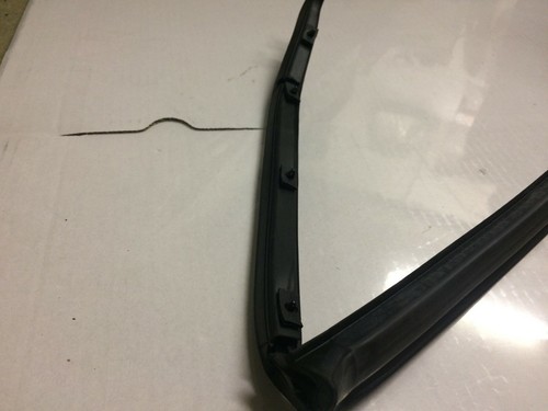 Porsche Cayenne 9553376101 rear door gasket VW 7L0839761D door seal ...