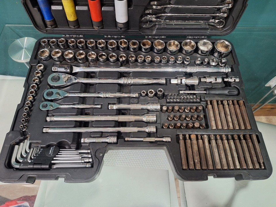 Halfords Advanced 175 Piece Socket Set LIFE TIME GUARANTEE Used with ...