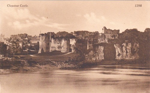 CHEPSTOW, WALES - THE CASTLE B&W POSTCARD + | eBay