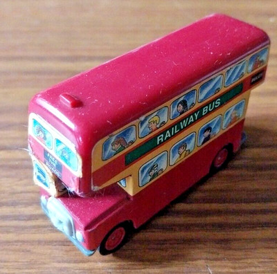 Bulgy The Bus ERTL Thomas The Tank Engine & Friends Die Cast Train 1993 ...