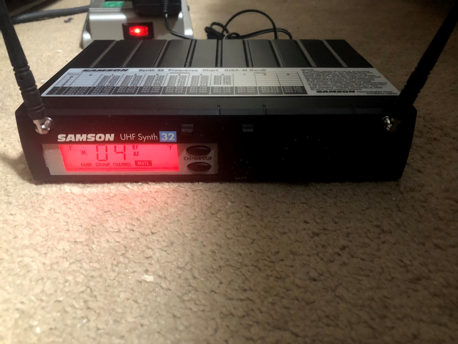 Wireless Microphone Receiver Samson Technologies UHF Synth 32 R32M for ...