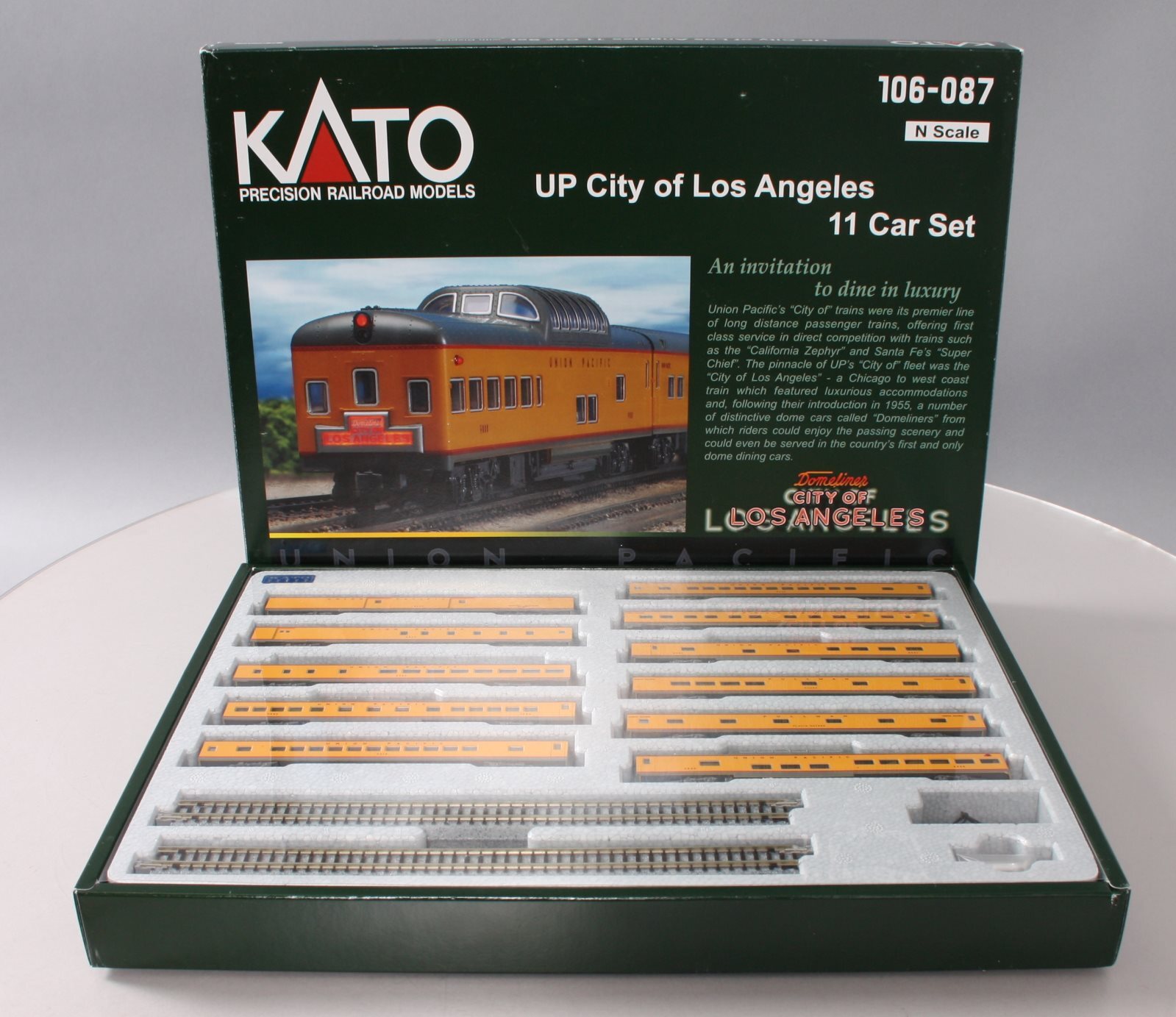 Kato 106-087 N Union Pacific "City of Los Angeles" 11-Car Passenger Set ...