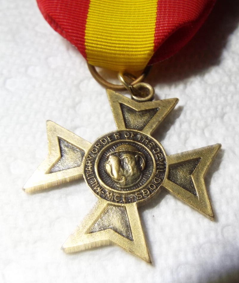 WWII LOT OF MILITARY ITEMS MARINES, DEVIL DOGS MEDALS & RIBBONS ETC ...