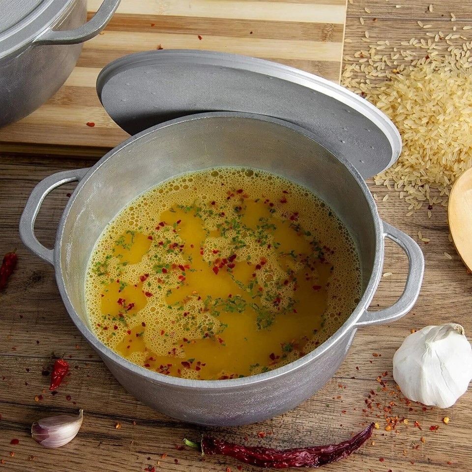 Jamaican Caribbean Dutch Pots Casserole Oven Heavy Duty Dutchie 20cm ...