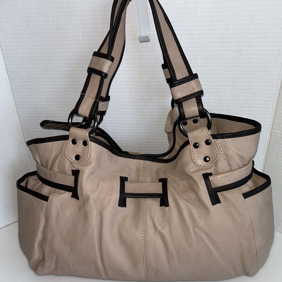 BACCINI MILANO X Large Leather Hand/Shoulder Bag Purse Color Camel ...
