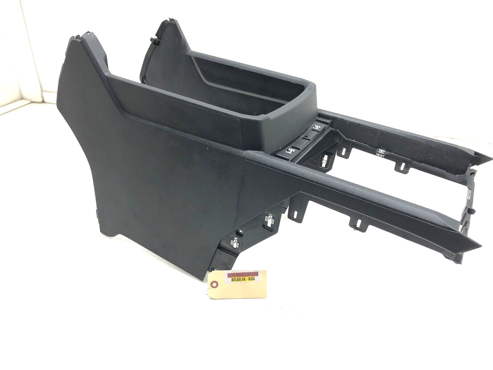 2018-2023 VOLKSWAGEN ATLAS CENTER CONSOLE FRAME BASE OEM | eBay