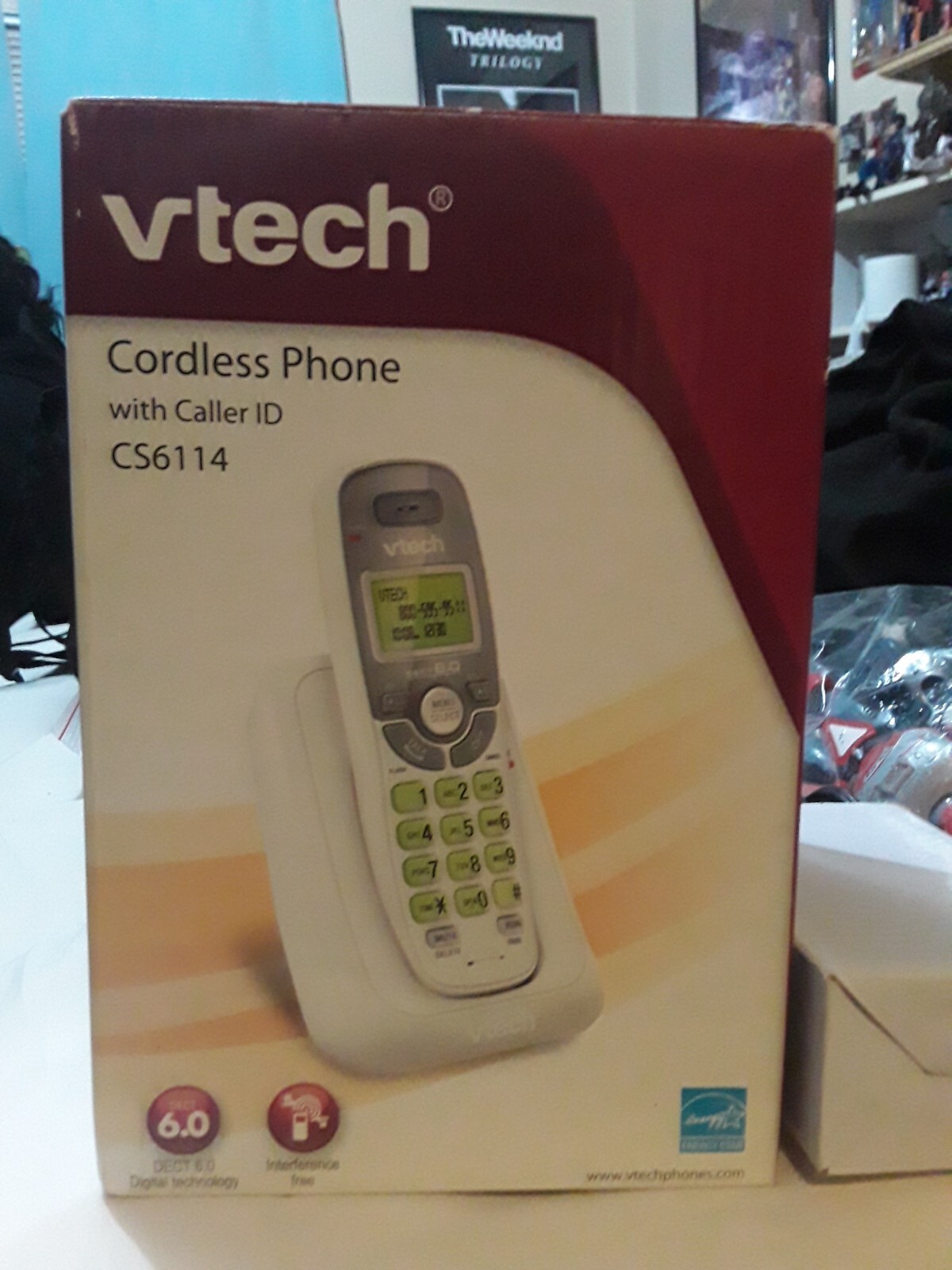 VTech CS6114 Cordless Phone with Caller ID / Call Waiting - White/Grey ...